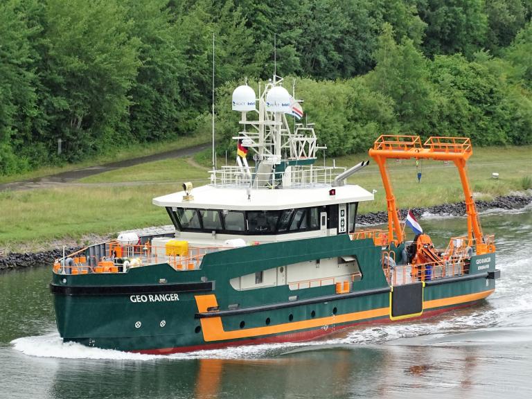 GEO RANGER, Research Vessel - Details and current position - IMO ...