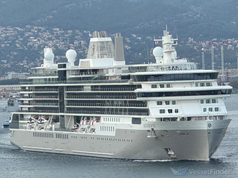 SILVER RAY, Passenger (Cruise) Ship - Details and current position - IMO 9886225 - VesselFinder