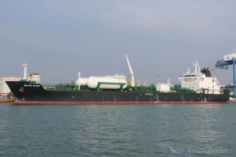 SOLAR ALICE, Chemical/Oil Products Tanker - Details and current ...