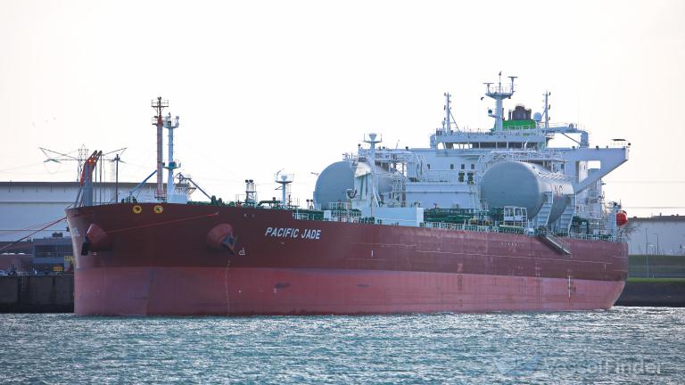PACIFIC JADE, Crude Oil Tanker - Details and current position - IMO ...