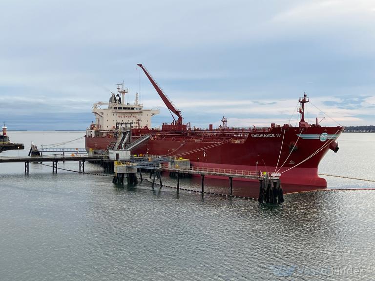 ENDURANCE IV, Chemical/Oil Products Tanker - Details and current ...
