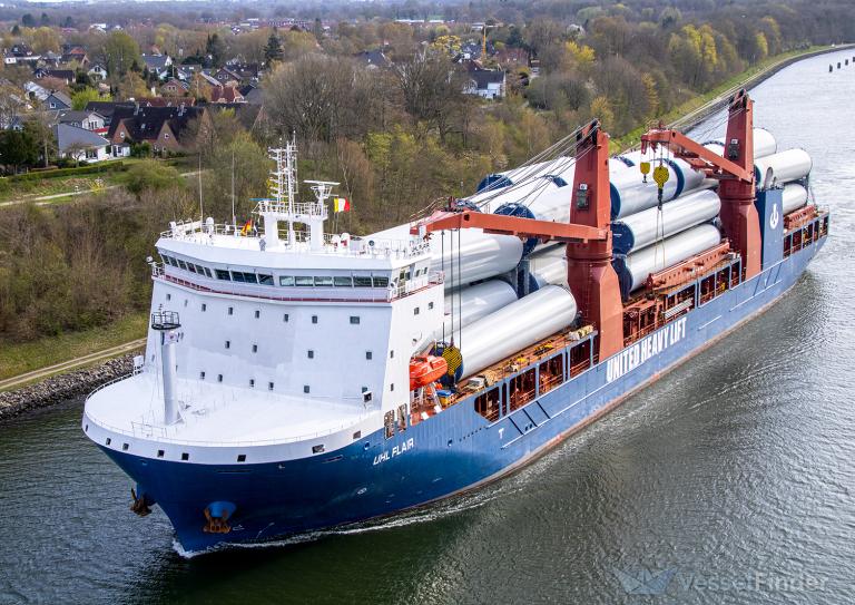 UHL FLAIR, Heavy Load Carrier - Details and current position - IMO ...