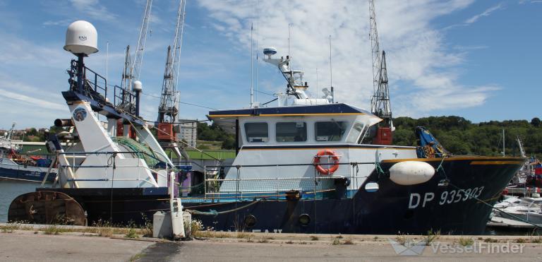 FV LE CHANT DU LOUP, Fishing Vessel - Details and current position ...