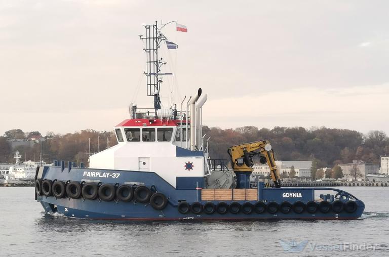 FAIRPLAY-37, Tug - Details and current position - IMO 9952995 ...