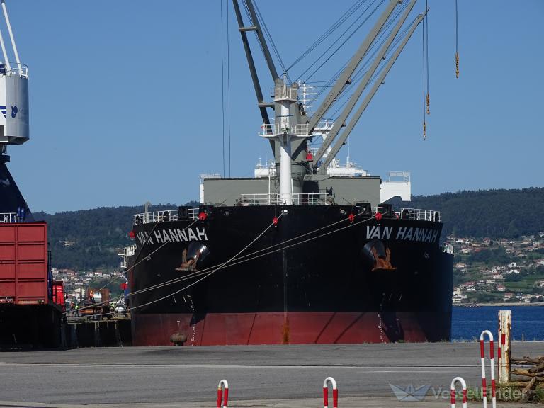 VAN HANNAH, Bulk Carrier - Details and current position - IMO 9965021 ...
