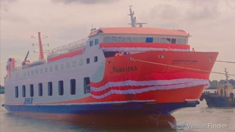 KMP NAWASENA, Passenger/Ro-Ro Cargo Ship - Details and current position ...
