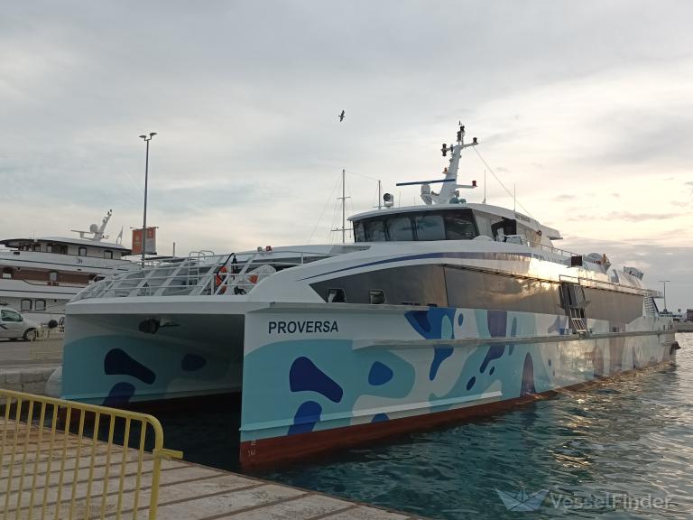 PROVERSA, Passenger Ship - Details and current position - IMO 9980538 ...