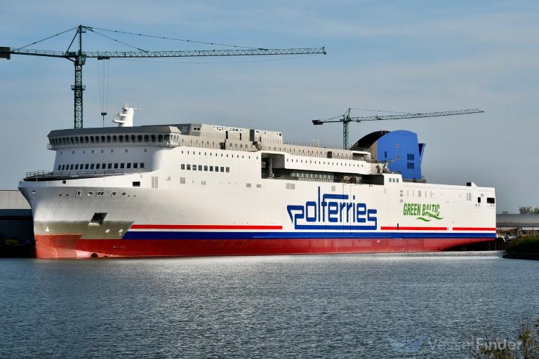 VARSOVIA, Passenger/Ro-Ro Cargo Ship - Details and current position ...